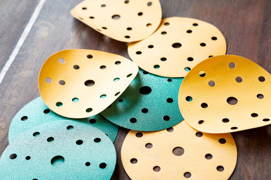 รูปภาพ"Emery – เลือกดูภาพถ่ายสต็อก เวกเตอร์ และวิดีโอ8,200 | Adobe Stock