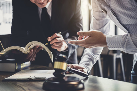 รูปภาพProsecutor – เลือกดูภาพถ่ายสต็อก เวกเตอร์ และวิดีโอ54,442 | Adobe ...