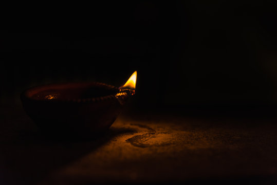 "Butter Lamp" Billeder – Gennemse 383 stockfotos, vektorer og videoer ...