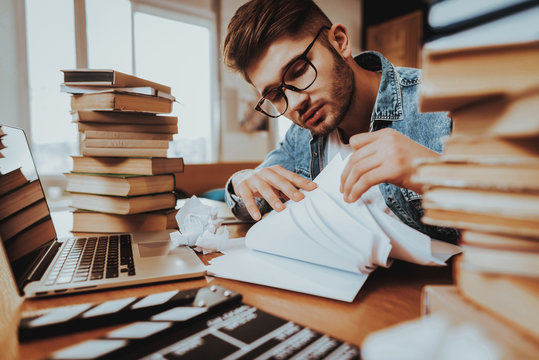 Screenwriter Images – Browse 2,857 Stock Photos, Vectors, and Video ...