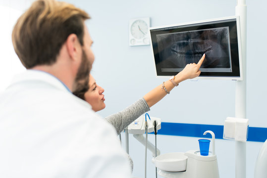 รูปภาพRentgen – เลือกดูภาพถ่ายสต็อก เวกเตอร์ และวิดีโอ400 | Adobe Stock