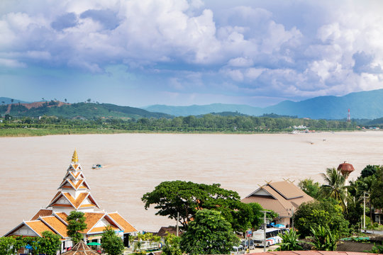 「Ruak」の画像 - 358 件の Stock 写真、ベクターおよびビデオ | Adobe Stock