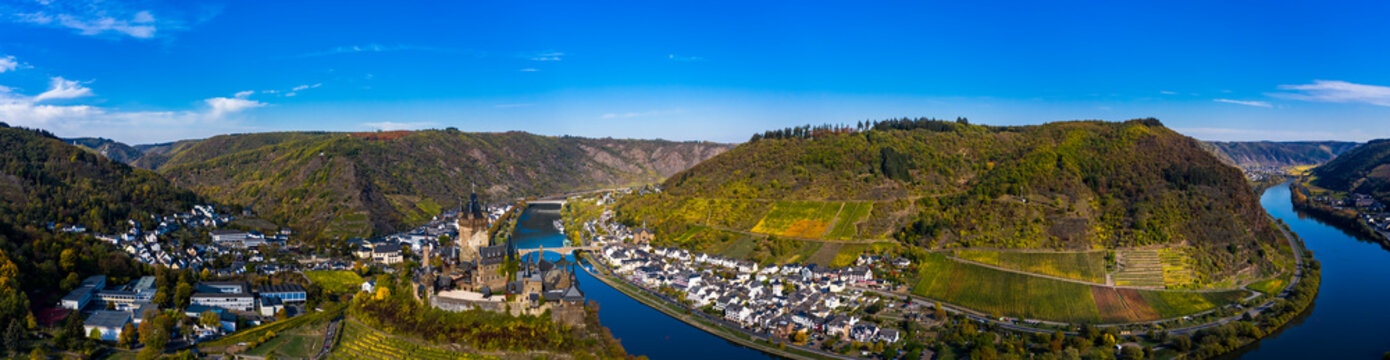 รูปภาพCochem-Zell – เลือกดูภาพถ่ายสต็อก เวกเตอร์ และวิดีโอ766 | Adobe Stock