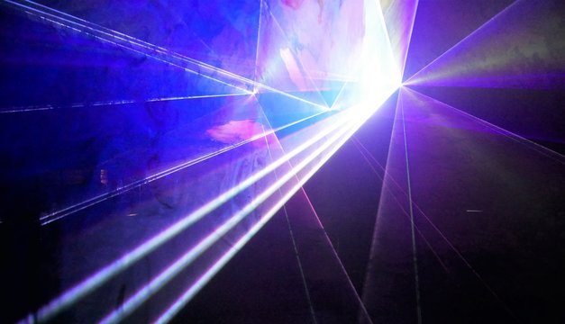 Laserstrahl bilder – Bläddra bland 523 stockfoton, vektorer och videor ...