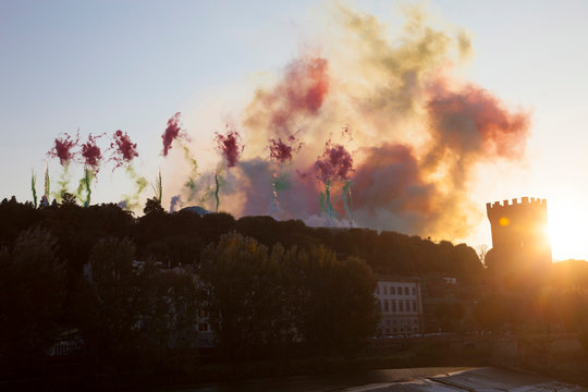 Raucherplatz Bilder – Durchsuchen 877 Archivfotos, Vektorgrafiken und ...
