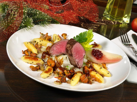 Preiselbeerbirne Bilder – Durchsuchen 20 Archivfotos, Vektorgrafiken ...