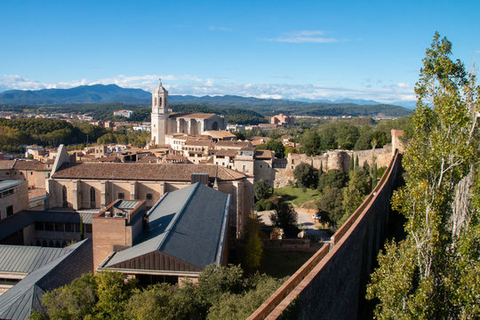 Remparts Images – Browse 14,870 Stock Photos, Vectors, and Video ...