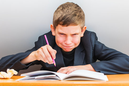 รูปภาพDifficulties – เลือกดูภาพถ่ายสต็อก เวกเตอร์ และวิดีโอ253,073 ...