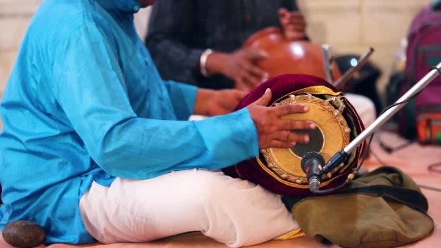 Khol Images – Browse 1,500 Stock Photos, Vectors, and Video | Adobe Stock