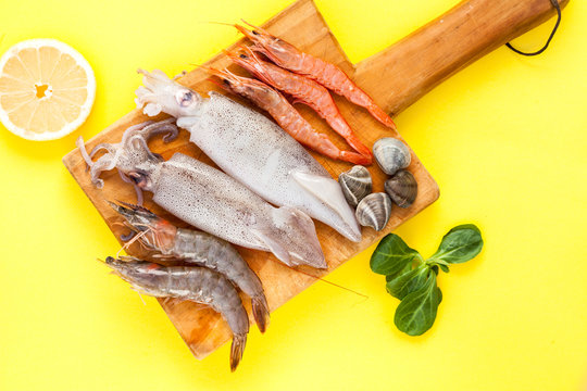 รูปภาพ"Fresh Fish" – เลือกดูภาพถ่ายสต็อก เวกเตอร์ และวิดีโอ49,182 ...