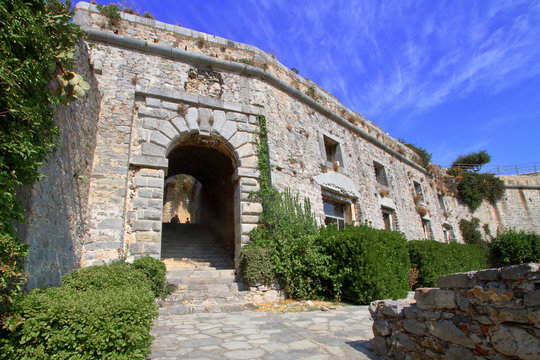 "Castello Doria"-Bilder: Stock-Fotos & -Videos. | Adobe Stock