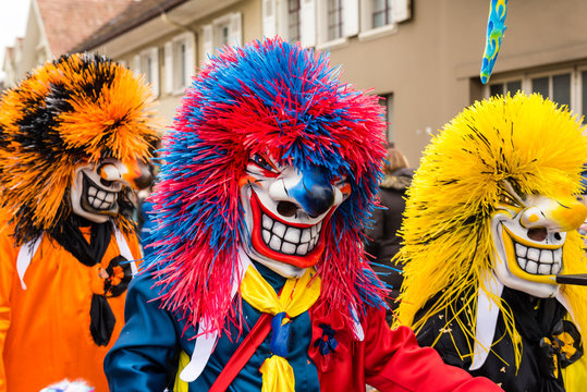 Waggen Bilder – Durchsuchen 32 Archivfotos, Vektorgrafiken und Videos ...