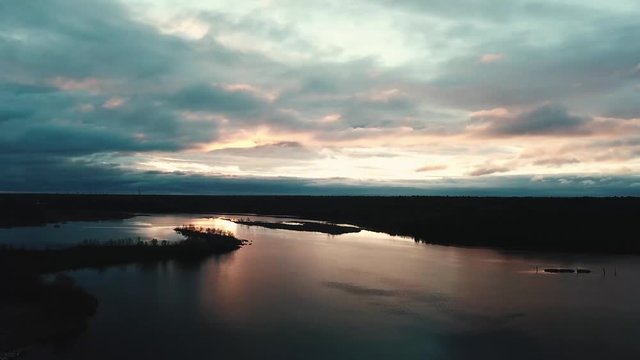 Accending bilder – Bläddra bland 90 stockfoton, vektorer och videor ...