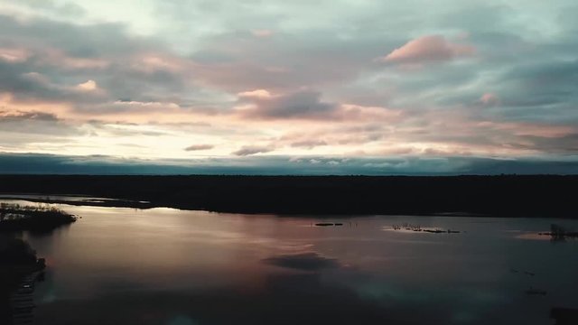 Accending bilder – Bläddra bland 82 stockfoton, vektorer och videor ...