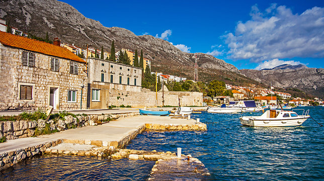 รูปภาพOmbla – เลือกดูภาพถ่ายสต็อก เวกเตอร์ และวิดีโอ151 | Adobe Stock