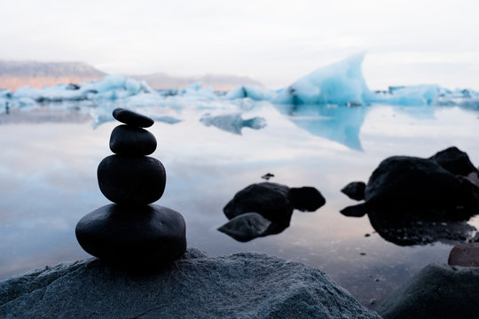 Serein 이미지 – 찾아보기 5,818 스톡 사진, 벡터 및 비디오 | Adobe Stock