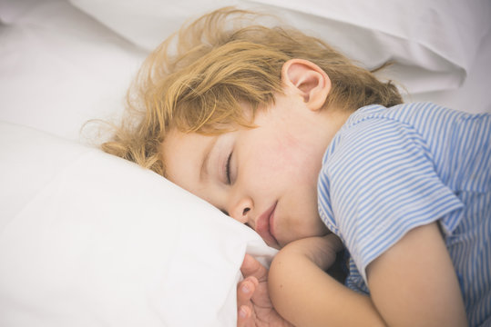 "Kid Sleeping" Images – Browse 202 Stock Photos, Vectors, and Video ...