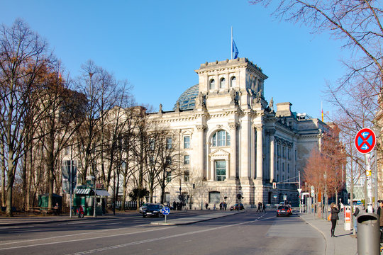 Reistag Images – Browse 45 Stock Photos, Vectors, and Video | Adobe Stock