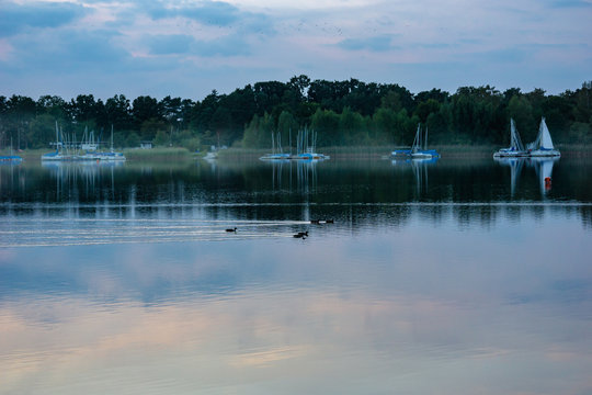 Tankumsee-Bilder: Stock-Fotos & -Videos. | Adobe Stock