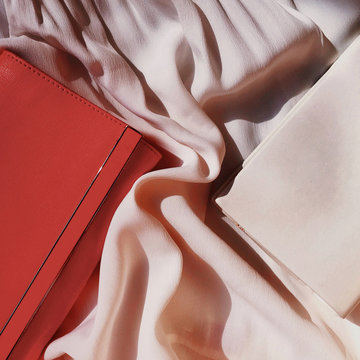 Clatch bilder – Bläddra bland 84 stockfoton, vektorer och videor ...