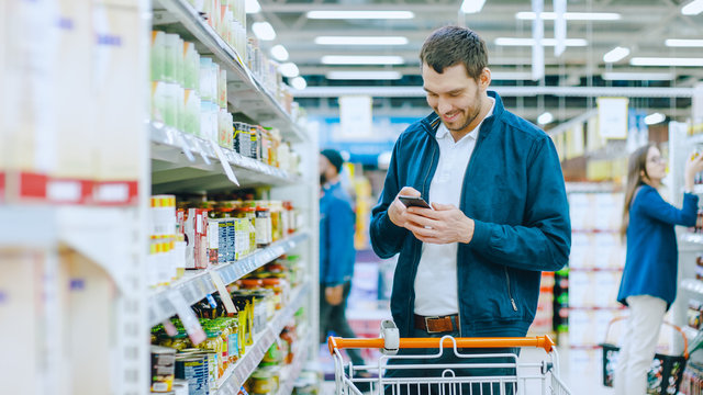 Shopper Images – Browse 582,801 Stock Photos, Vectors, and Video ...