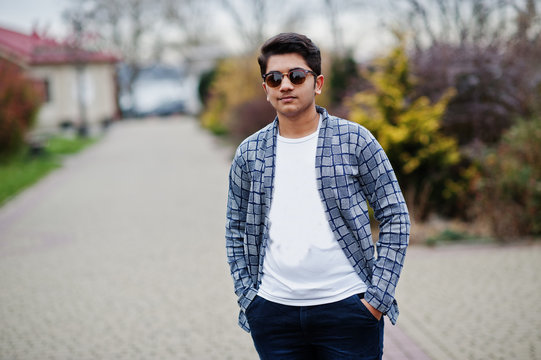 รูปภาพRanchi – เลือกดูภาพถ่ายสต็อก เวกเตอร์ และวิดีโอ447 | Adobe Stock