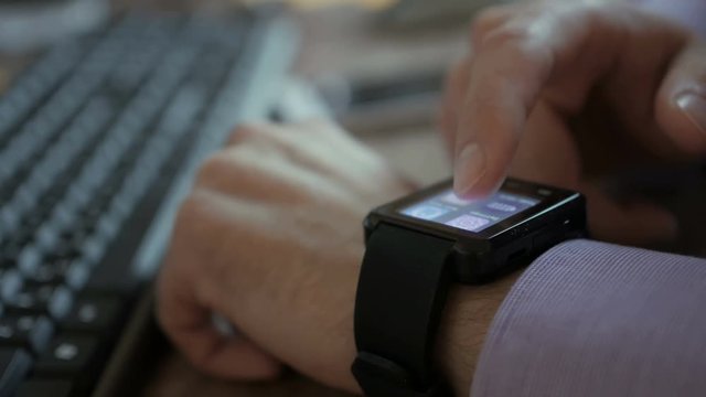 Wearable Device Images – Browse 1,022,433 Stock Photos, Vectors, and Video | Adobe Stock