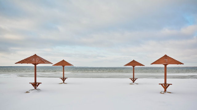 "Snowy Beach" Images – Browse 323 Stock Photos, Vectors, and Video ...