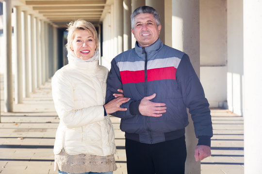 「48-56」の画像 - 132 件の Stock 写真、ベクターおよびビデオ | Adobe Stock