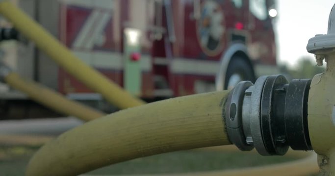 Obrázky Firehose – procházejte fotografie, vektory a videa 2,688 ...