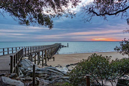 Appontement Bilder – Durchsuchen 213 Archivfotos, Vektorgrafiken und ...