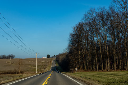 รูปภาพSingle-Carriageway – เลือกดูภาพถ่ายสต็อก เวกเตอร์ และวิดีโอ750 ...