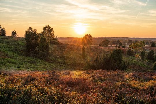Geestlandschaft Bilder – Durchsuchen 569 Archivfotos, Vektorgrafiken ...