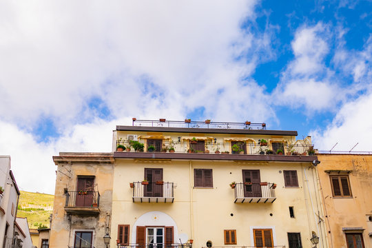 パレルモ Images – Browse 605 Stock Photos, Vectors, and Video | Adobe Stock