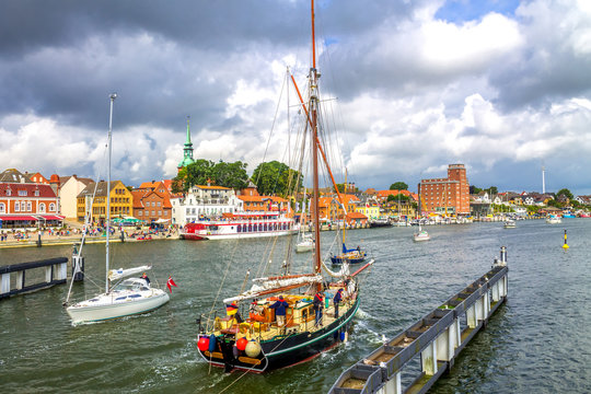 Kappeln Images – Browse 1,141 Stock Photos, Vectors, and Video | Adobe ...