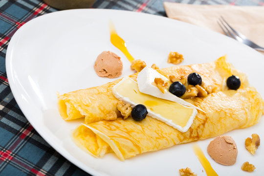 รูปภาพFuagra – เลือกดูภาพถ่ายสต็อก เวกเตอร์ และวิดีโอ115 | Adobe Stock