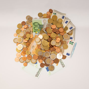 Geldhaufen Images – Browse 711 Stock Photos, Vectors, and Video | Adobe ...