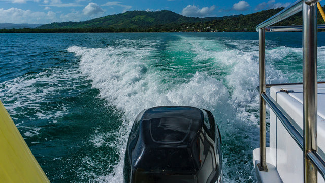 Speedboot Images – Browse 225 Stock Photos, Vectors, and Video | Adobe ...