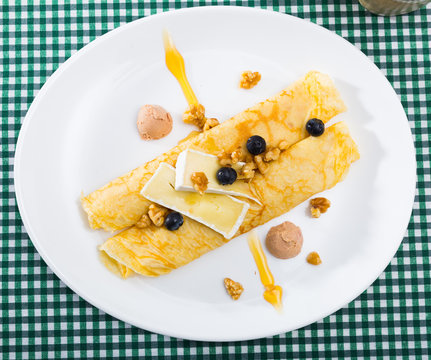 รูปภาพFuagra – เลือกดูภาพถ่ายสต็อก เวกเตอร์ และวิดีโอ92 | Adobe Stock