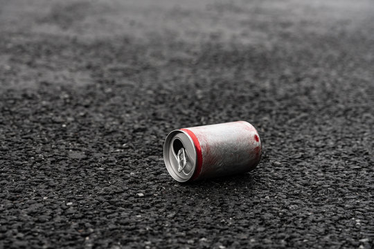 Aluminiumdose bilder – Bläddra bland 103 stockfoton, vektorer och ...