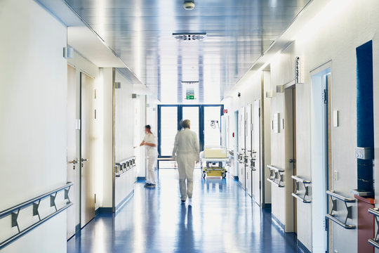 Krankenhaus-Bilder: Stock-Fotos & -Videos. | Adobe Stock