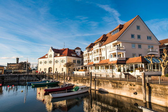 รูปภาพBodenseeregion – เลือกดูภาพถ่ายสต็อก เวกเตอร์ และวิดีโอ2,797 ...