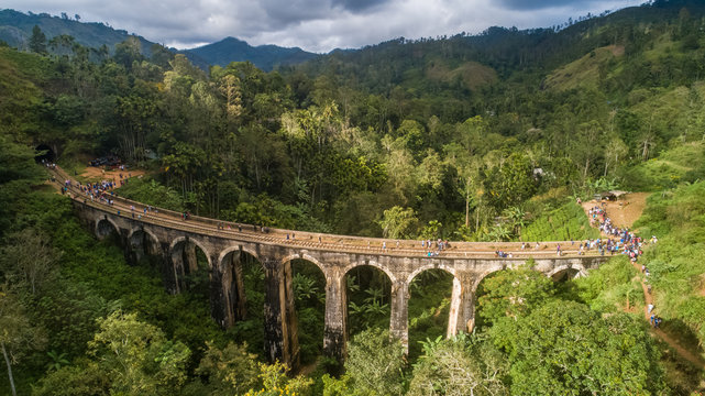 รูปภาพDemodara – เลือกดูภาพถ่ายสต็อก เวกเตอร์ และวิดีโอ1,009 | Adobe Stock