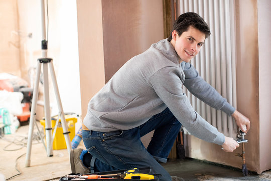 "Heating Engineer" Images – Browse 356 Stock Photos, Vectors, and Video ...