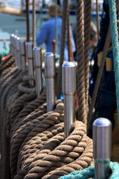 Jackstay Billeder – Gennemse 29 stockfotos, vektorer og videoer | Adobe ...