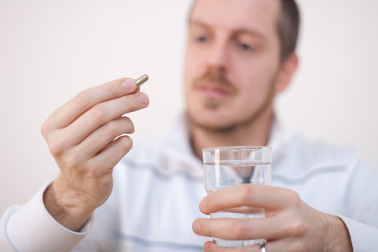 Fingerbreadth Bilder – Durchsuchen 169,530 Archivfotos, Vektorgrafiken ...