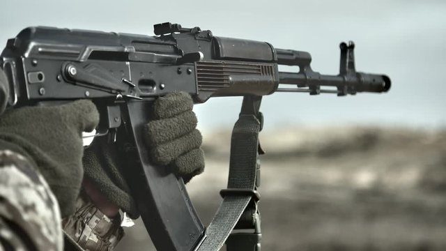 Ak-74M-Bilder: Stock-Fotos & -Videos. | Adobe Stock