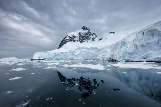 รูปภาพAntarctica – เลือกดูภาพถ่ายสต็อก เวกเตอร์ และวิดีโอ204,525 ... รูปภาพAntarctica – เลือกดูภาพถ่ายสต็อก เวกเตอร์ และวิดีโอ204,525 ...