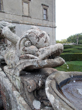 Gargolla Images – Browse 61 Stock Photos, Vectors, and Video | Adobe Stock