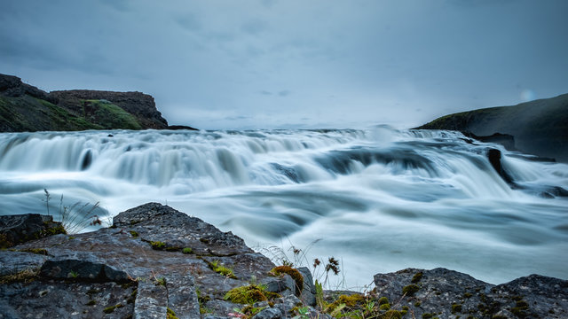 「Wasserstrom」の写真素材 | 442件の無料イラスト画像 | Adobe Stock